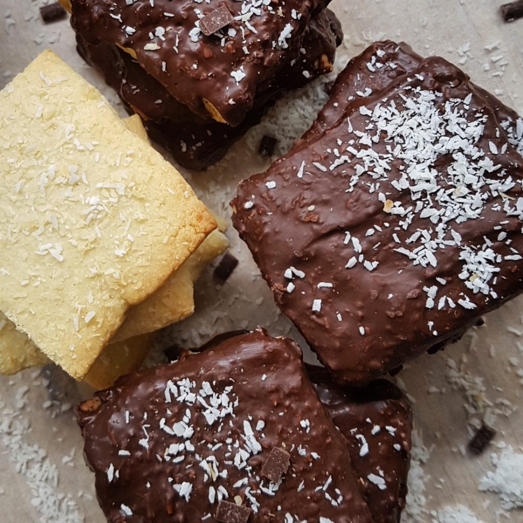 Coconut Shortbread Biscuits – Kiwibaker